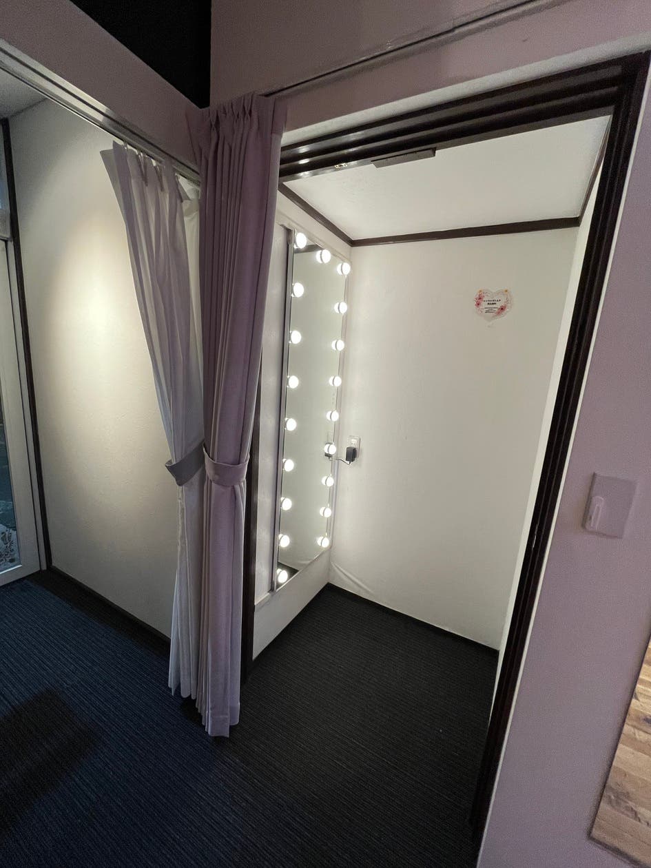 【大型鏡＆LED照明＆ﾌﾟﾛｼﾞｪｸﾀｰ】浜松市東区｜駐車場４台｜ﾀﾞﾝｽ･ﾖｶﾞ･余興･ﾎﾟｰｼﾞﾝｸﾞ練習に♪の写真12