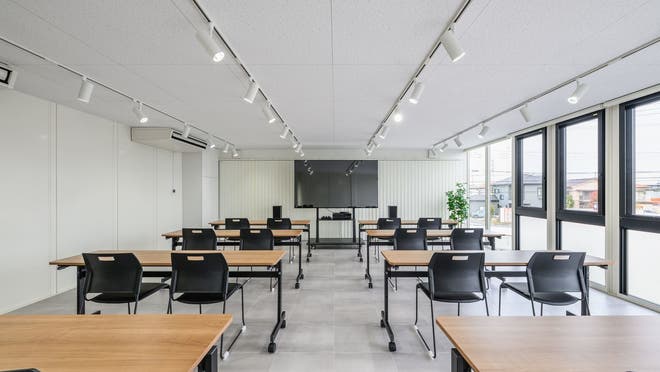 【Community】✨U-SPACE北本中丸店✨大型モニター・大鏡などが充実しています♪Wi-Fi/北本市の写真1