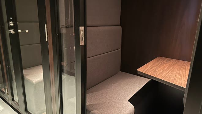 【1名個室ブース】八王子駅徒歩3分/受付スタッフ常駐で安心サポート◎/電源Wi-Fiフリードリンク完備/商談勉強会Web会議の写真15