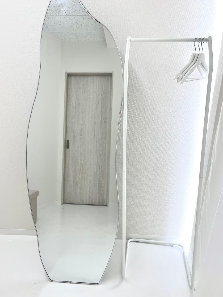 【撮影特化】ヘアサロン併設の白基調スタジオ｜新栄町駅徒歩4分｜自然光・背景紙・照明完備の写真5