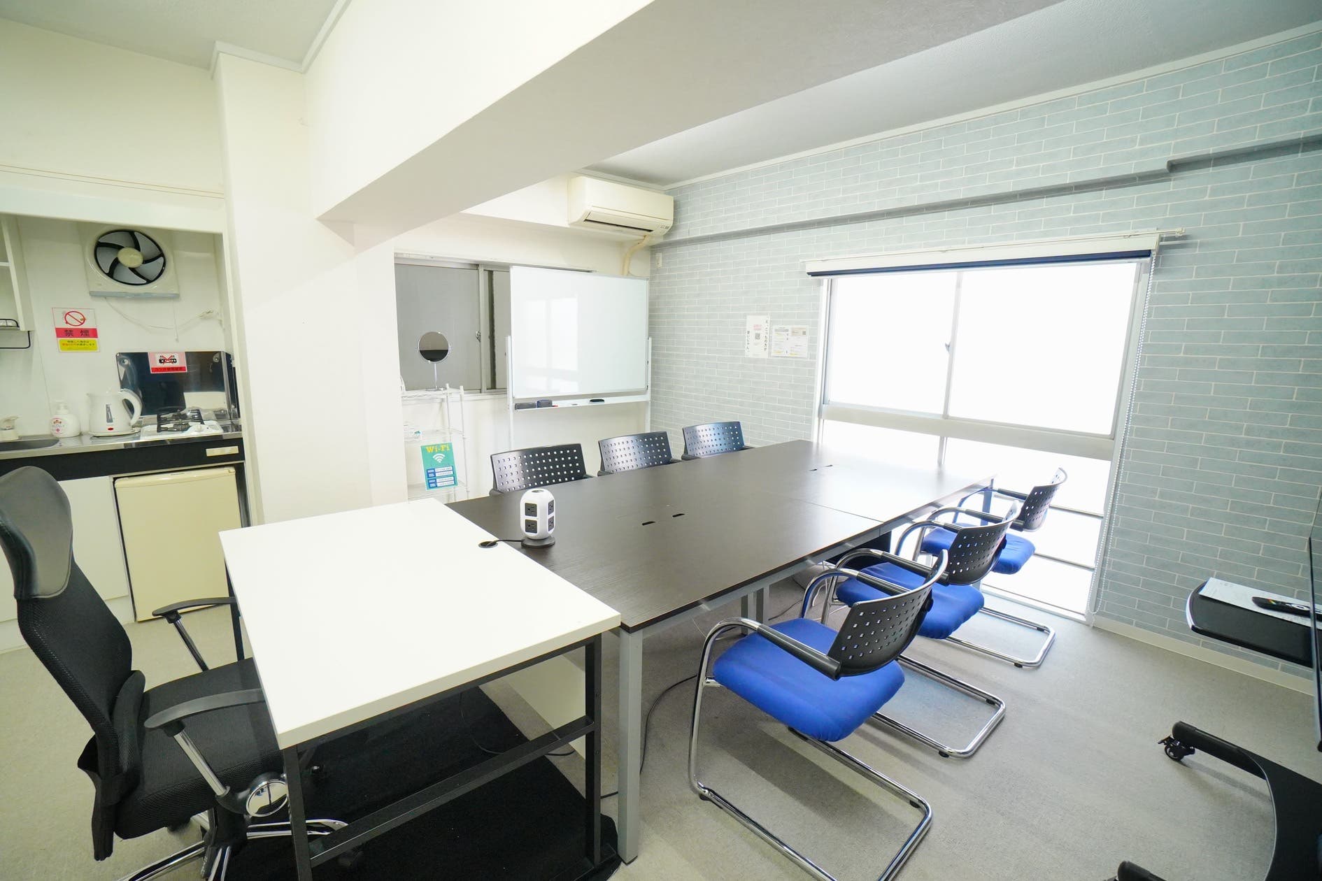 ＜テレワーク@栄＞おかげさまで4周年✨光回線Wi-Fi/モニター無料！リモートワーク/会議/打ち合わせの写真4