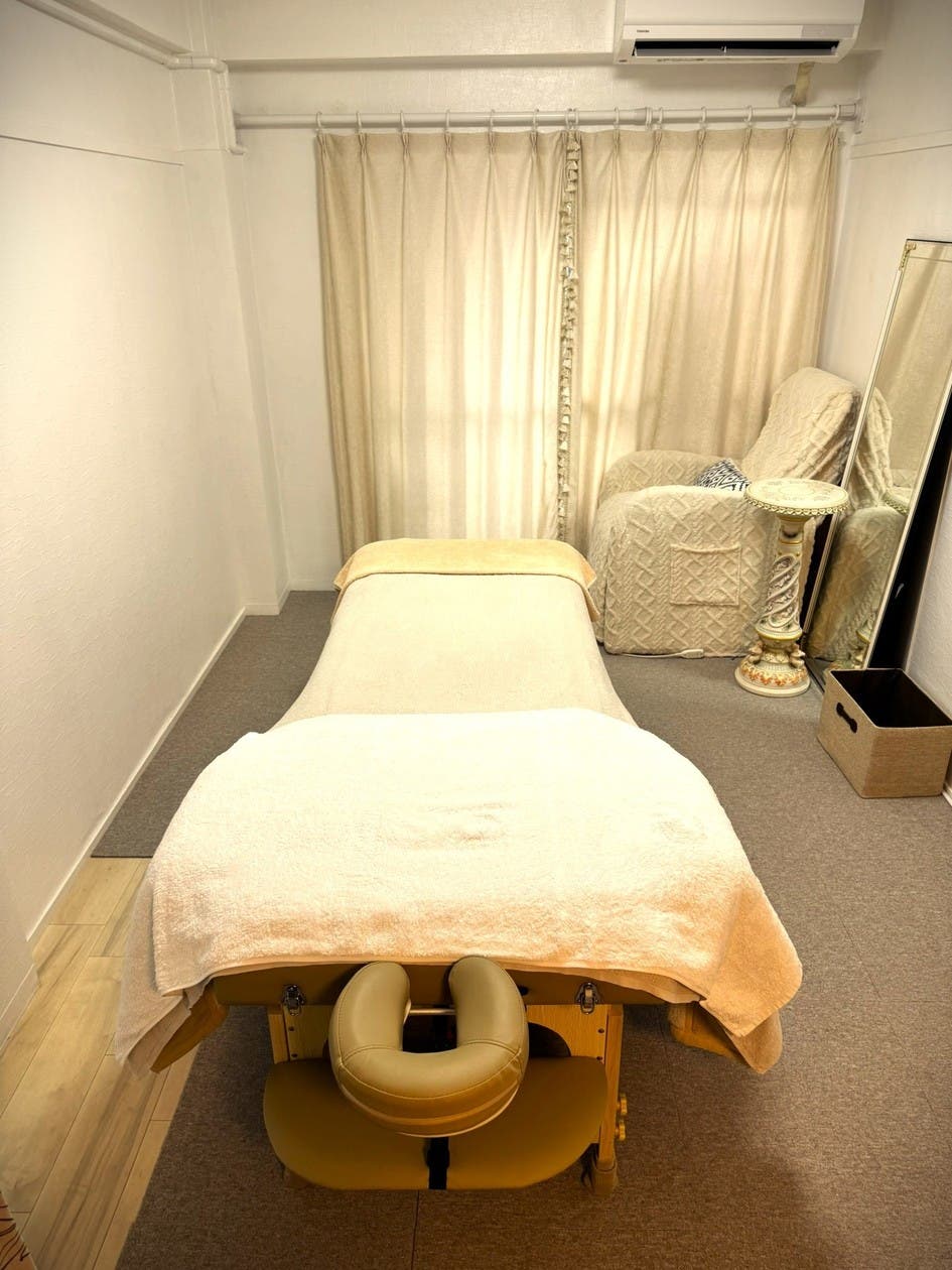 大阪メトロ千日前線　西長堀駅　徒歩2分のエステサロンの写真8