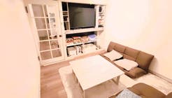 【元町駅すぐ😄快適くつろぎ空間】🎮🎲ボドゲ多数TVゲーム&動画視聴🍺料理鍋タコパ🍳Dキッチン付【ゴミ箱利用可】の写真2