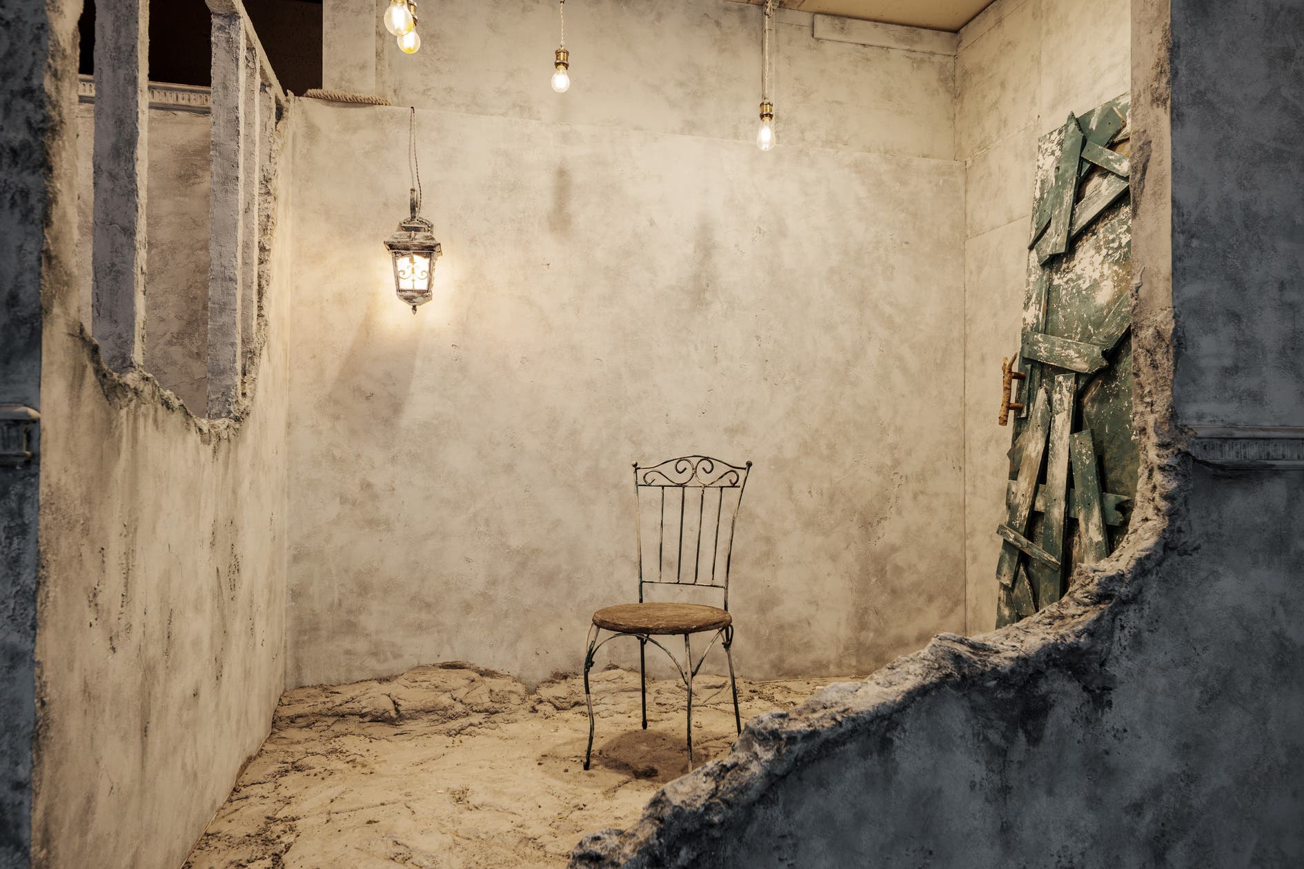 【ウィザースタジオ】　静謐さと儚さが漂う廃墟空間！　コスプレ撮影、ポートレートにピッタリ！　ダンス可能！の写真9