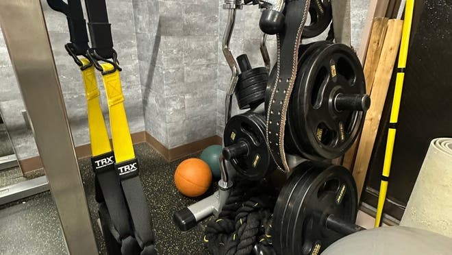 【今の体重より、あと3キロ落としたい!!】 代々木駅より徒歩3分の好立地。個室パーソナルジム☆の写真3