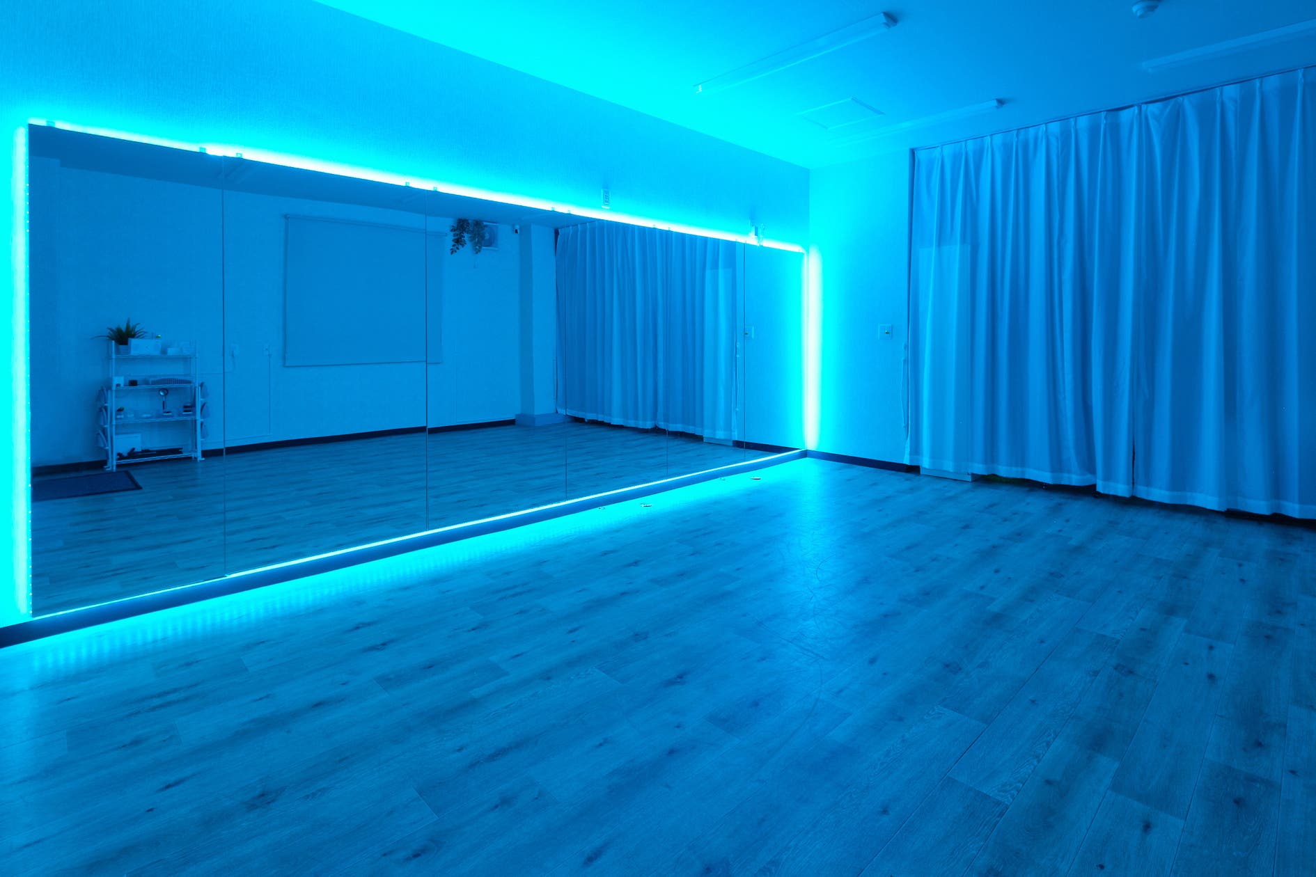 【小山で人気No.1のダンススタジオ】大型ミラー完備丨1時間から利用可丨当日予約OK丨小山駅から徒歩6分の写真2