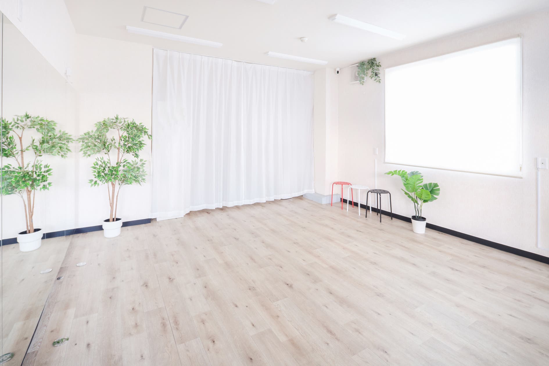 【小山で人気No.1のダンススタジオ】大型ミラー完備丨1時間から利用可丨当日予約OK丨小山駅から徒歩6分の写真3