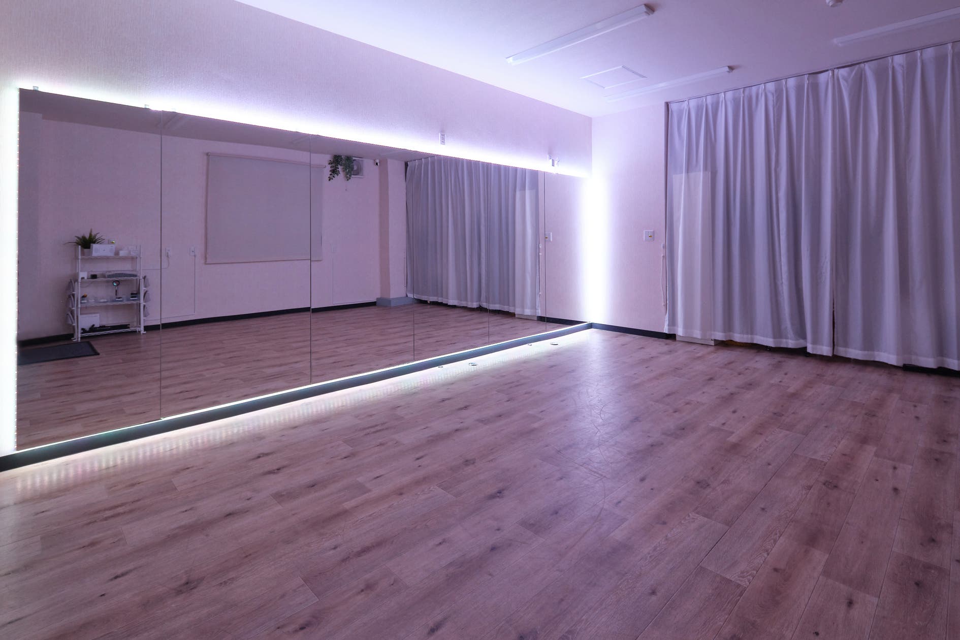 【小山で人気No.1のダンススタジオ】大型ミラー完備丨1時間から利用可丨当日予約OK丨小山駅から徒歩6分の写真8