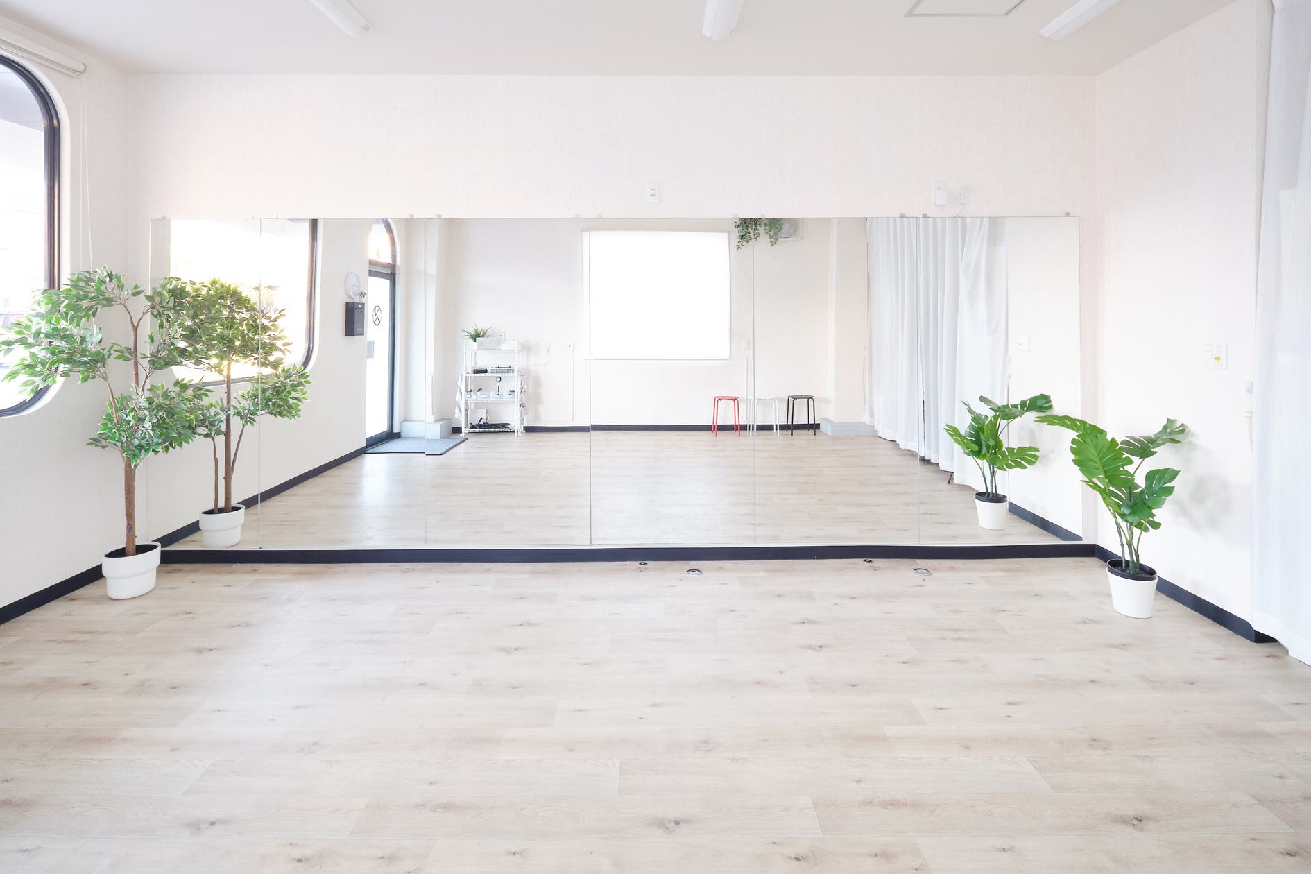 【小山で人気No.1のダンススタジオ】大型ミラー完備丨1時間から利用可丨当日予約OK丨小山駅から徒歩6分の写真7