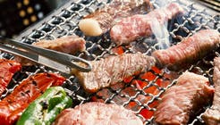 【新宿⭐️東新宿駅近‼️】新宿のど真ん中でBBQ‼️暑さ対策や雨除けあり⭐️最大約24名可能の写真3