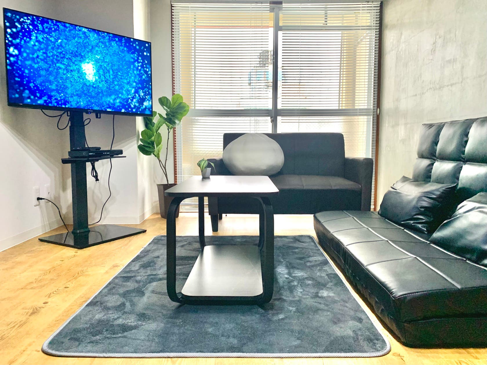 七間町レンタルルーム🌼静岡駅徒歩7分・新静岡駅徒歩7分✨イベント🎈放課後デート🤍推し活📣映画鑑賞🎞️会議💻セミナー✏️勉強会📚の写真5