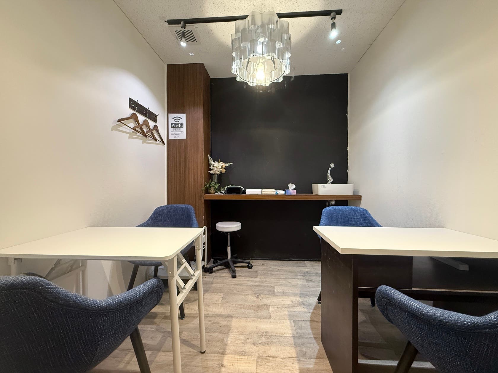 【鶴見駅1分】最大4名様/完全個室/レンタルサロン/ネイルサロンの写真4