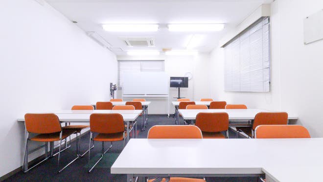 【心斎橋駅7番出口徒歩72秒!25名利用可!】モニター・ホワイトボード・WiFi無料!ふれあい貸し会議室 心斎橋Fの写真7