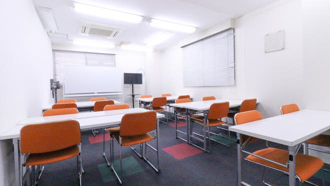 【心斎橋駅7番出口徒歩72秒!25名利用可!】モニター・ホワイトボード・WiFi無料!ふれあい貸し会議室 心斎橋Fの写真8