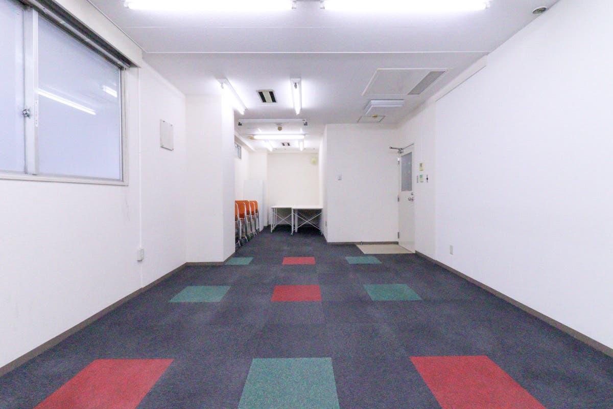 【心斎橋駅7番出口徒歩72秒！25名利用可！】モニター・ホワイトボード・WiFi無料！ふれあい貸し会議室 心斎橋Fの写真25