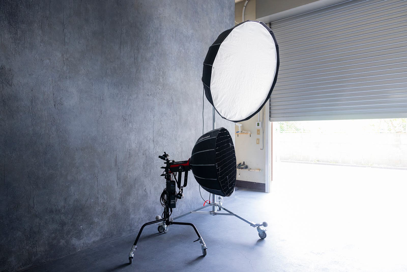 合計床面積約160平米の1棟レンタルプラン　自然光たっぷりの2階ハウススタジオ94平米と 1階ガレージスタジオの写真18