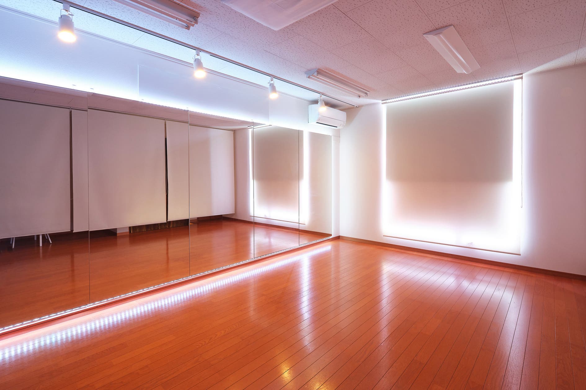 【宇都宮のダンススタジオ】大型ミラー完備丨1時間から利用可丨当日予約OK丨無料駐車場5台完備の写真12