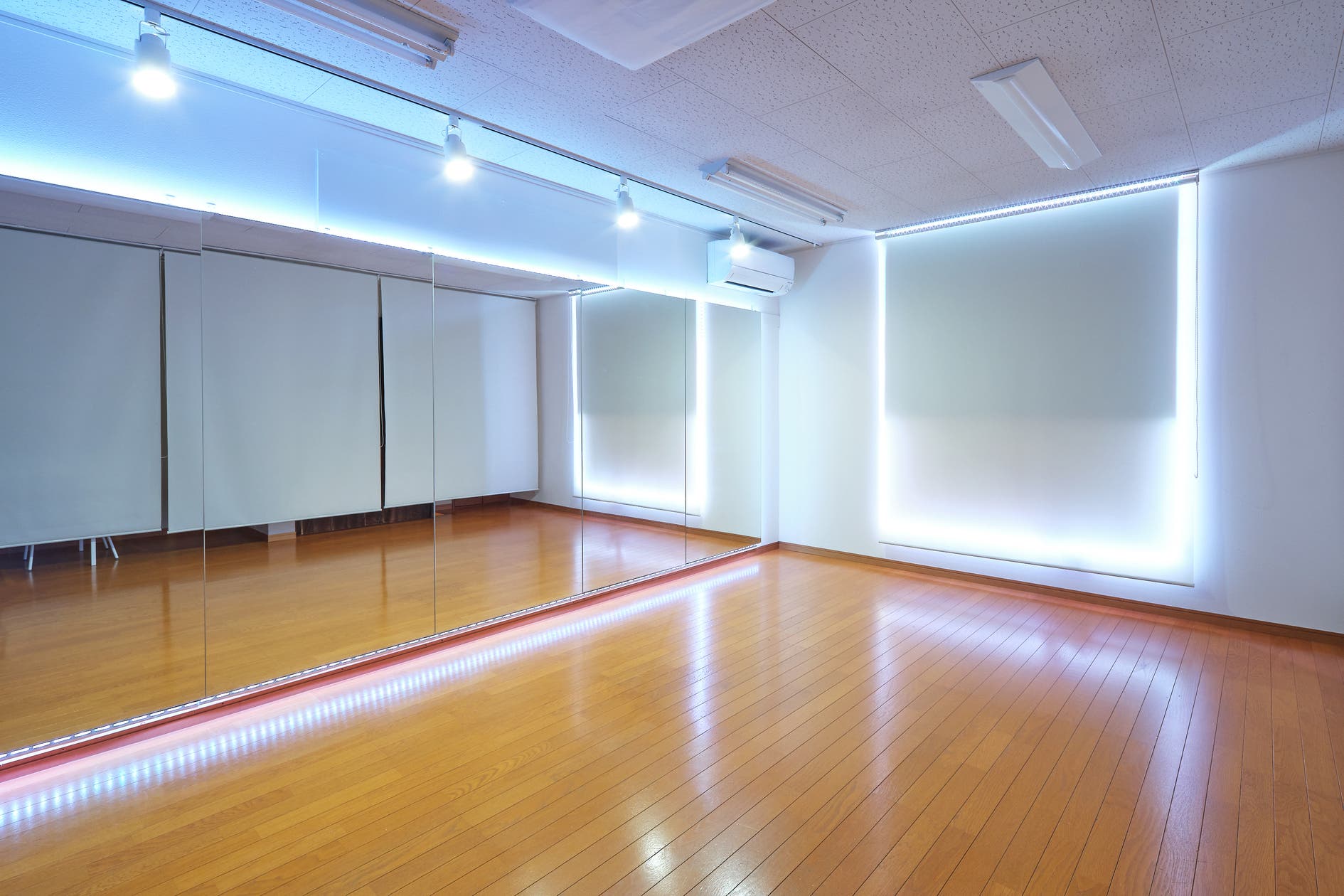 【宇都宮のダンススタジオ】大型ミラー完備丨1時間から利用可丨当日予約OK丨無料駐車場5台完備の写真2