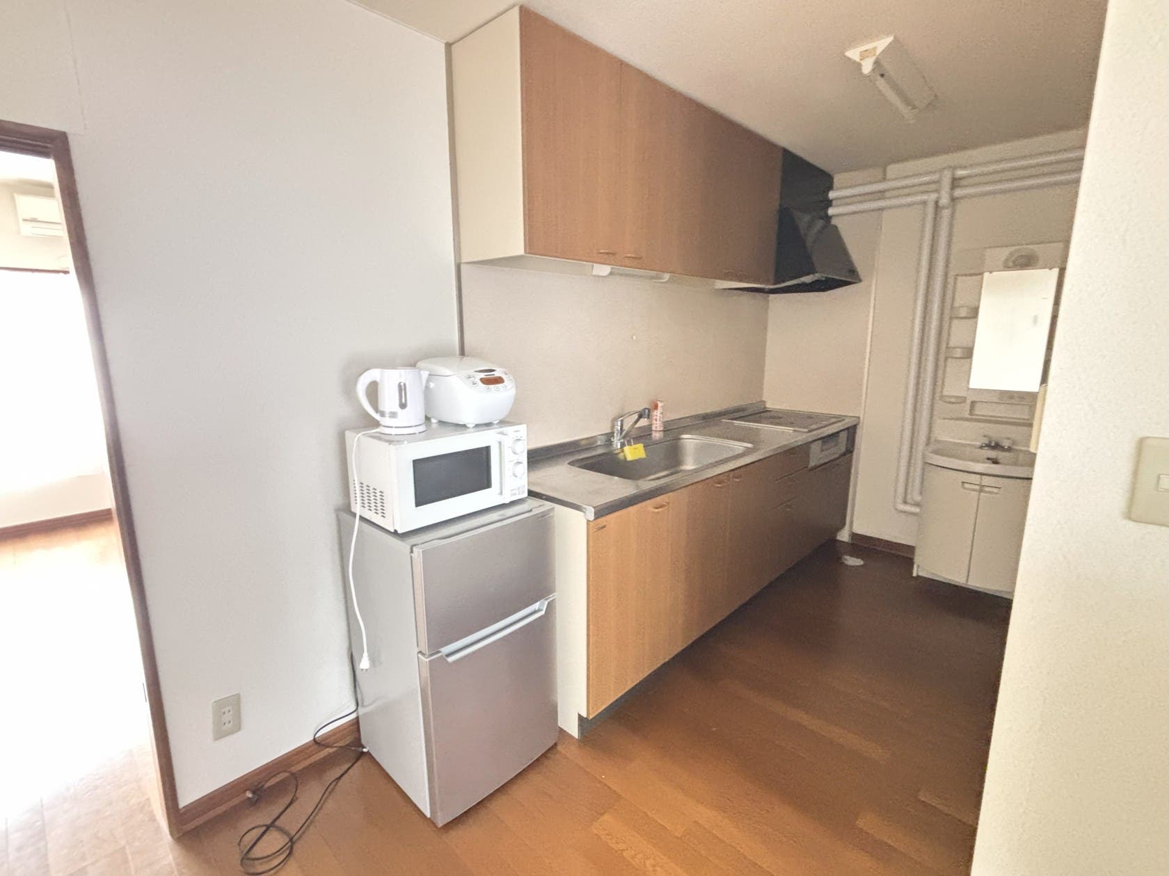 閑静な住宅街にあるマンションの一室の写真4