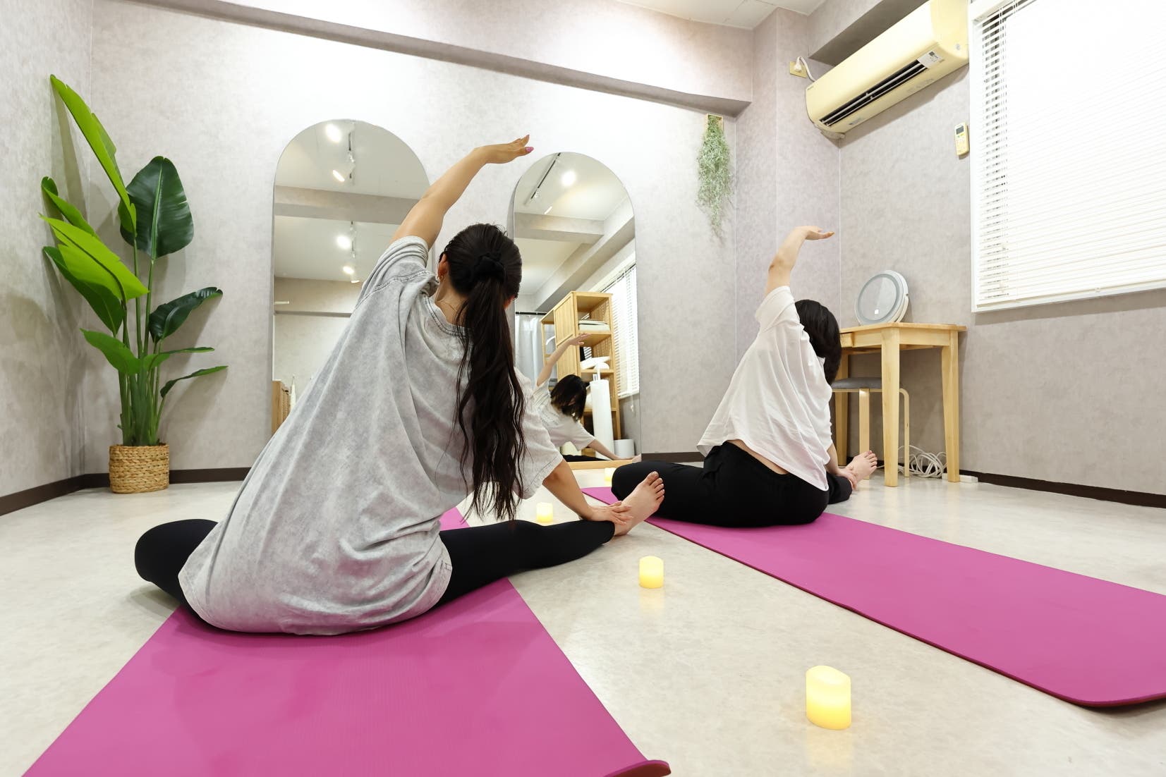 OPEN🎉】ベッド2台設置｜博多駅より徒歩5分の個室｜1人利用・複数人の体験会など使用◎｜西海岸の風とアジアのぬくもりある空間の写真21