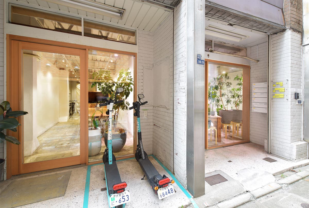 倉庫を1棟リノベーションしたギャラリースタジオ STUDIO SOIL Bの写真3