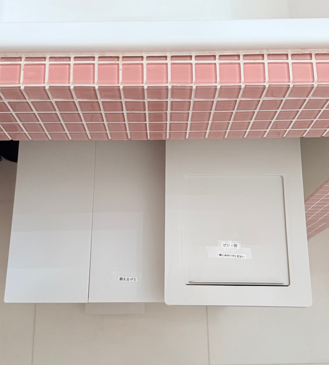 ✨NEWオープン✨🎀新宿御苑前徒歩6分🚶‍♀️ピンク×ホワイト🌸女子会・推し活💖占い🔮ネイル💅撮影OK📸個別楽屋としても🕊️の写真7