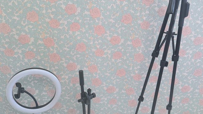 ✨NEWオープン✨🎀新宿御苑前徒歩6分🚶♀️ピンク×ホワイト🌸女子会・推し活💖占い🔮ネイル💅撮影OK📸個別楽屋としても🕊️の写真14