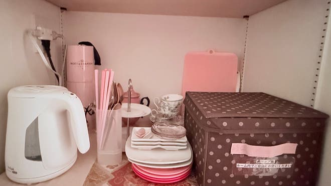 ✨NEWオープン✨🎀新宿御苑前徒歩6分🚶♀️ピンク×ホワイト🌸女子会・推し活💖占い🔮ネイル💅撮影OK📸個別楽屋としても🕊️の写真9