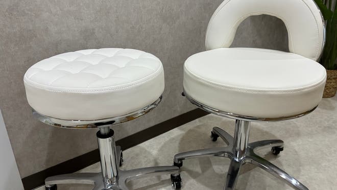 OPEN🎉】ベッド2台設置|博多駅より徒歩5分の個室|1人利用・複数人の体験会など使用◎|西海岸の風とアジアのぬくもりある空間の写真12