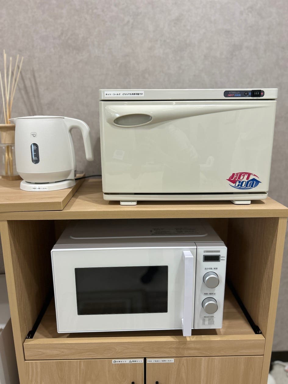 OPEN🎉】ベッド2台設置｜博多駅より徒歩5分の個室｜1人利用・複数人の体験会など使用◎｜西海岸の風とアジアのぬくもりある空間の写真13