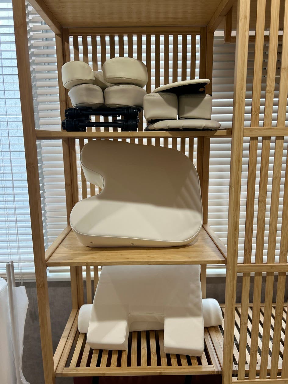 OPEN🎉】ベッド2台設置｜博多駅より徒歩5分の個室｜1人利用・複数人の体験会など使用◎｜西海岸の風とアジアのぬくもりある空間の写真10