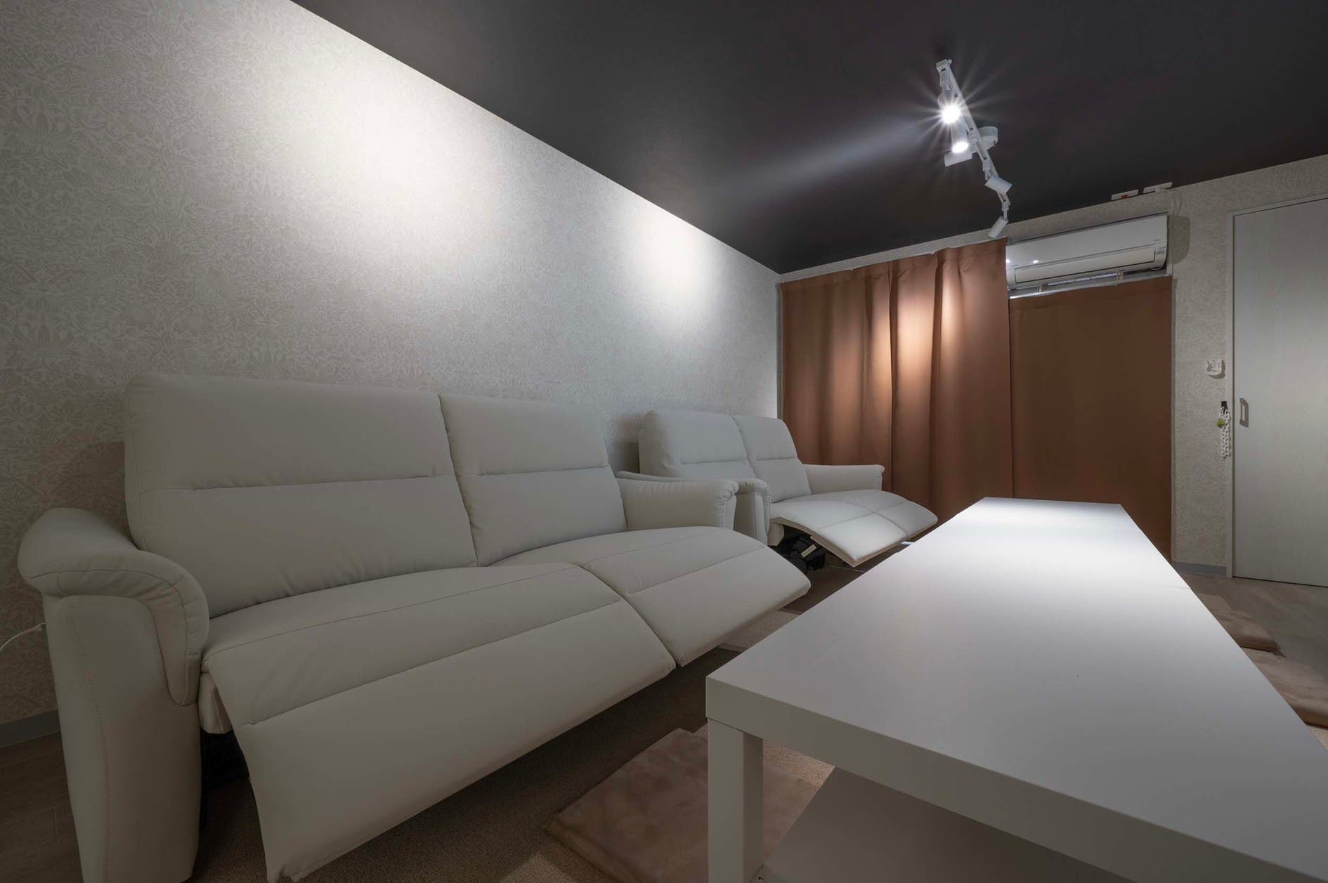 プライベートシアター柏Ⅱ📺85㌅超特大テレビ📺シアターサラウンド🔈映画鑑賞🎬ライブ鑑賞💿推し活🎤ゲーム🎮などの写真5