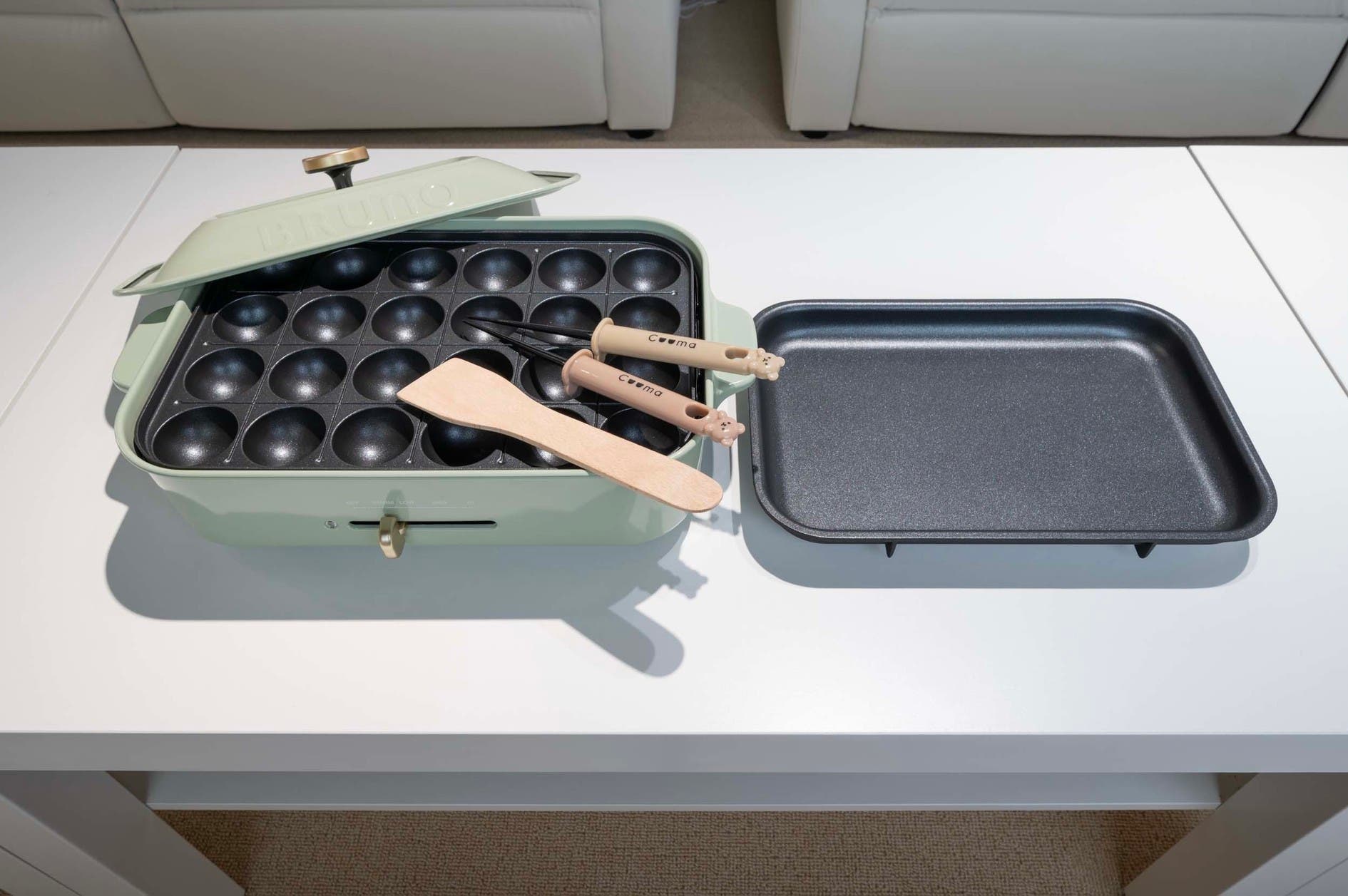 🐙２番人気🐙【BRUNOホットプレート(たこ焼き24個プレート有)】かわいいデザインホットプレートでインスタ映え間違いなし！の画像1