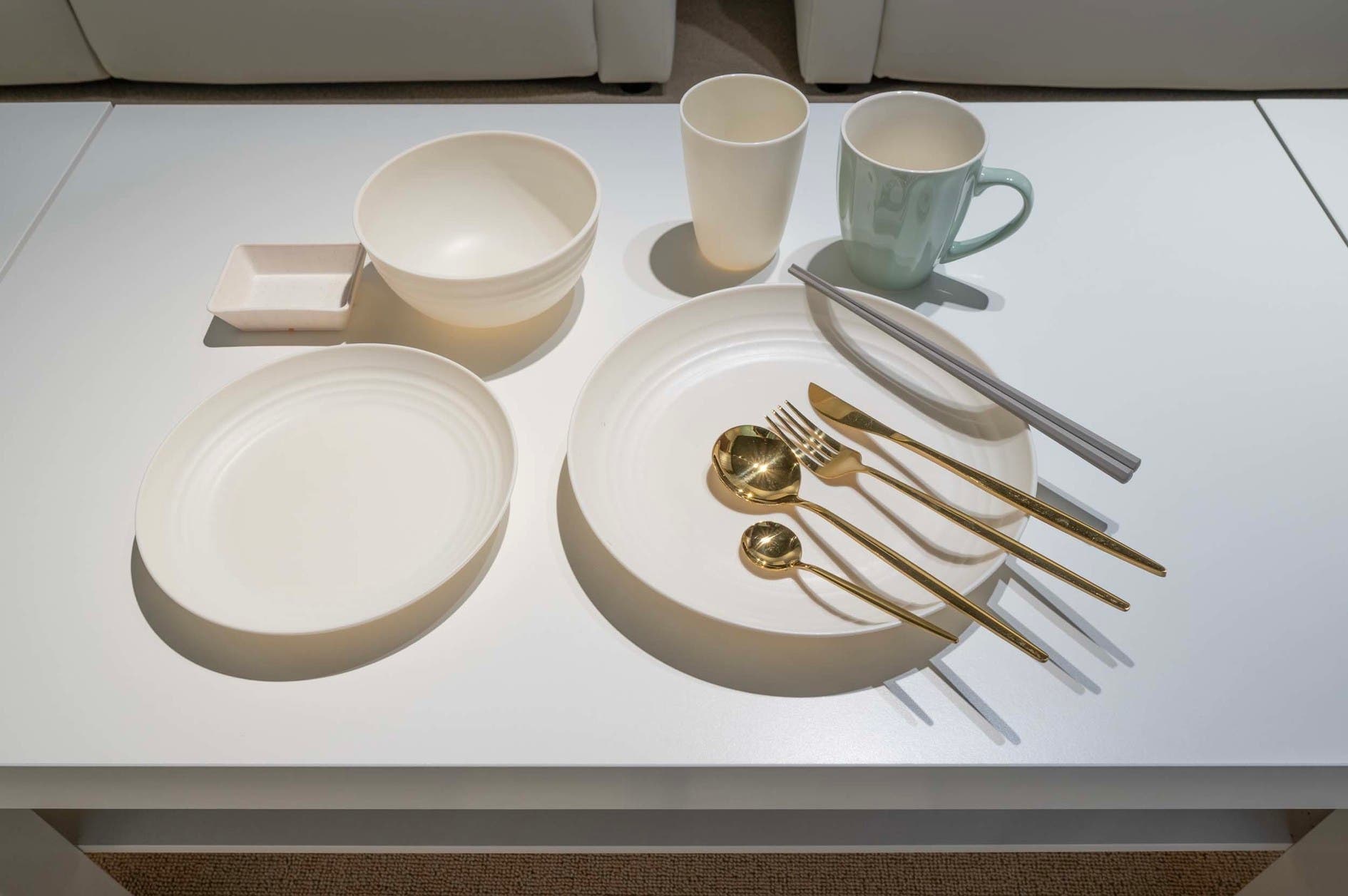 【無料】各種食器類の画像1