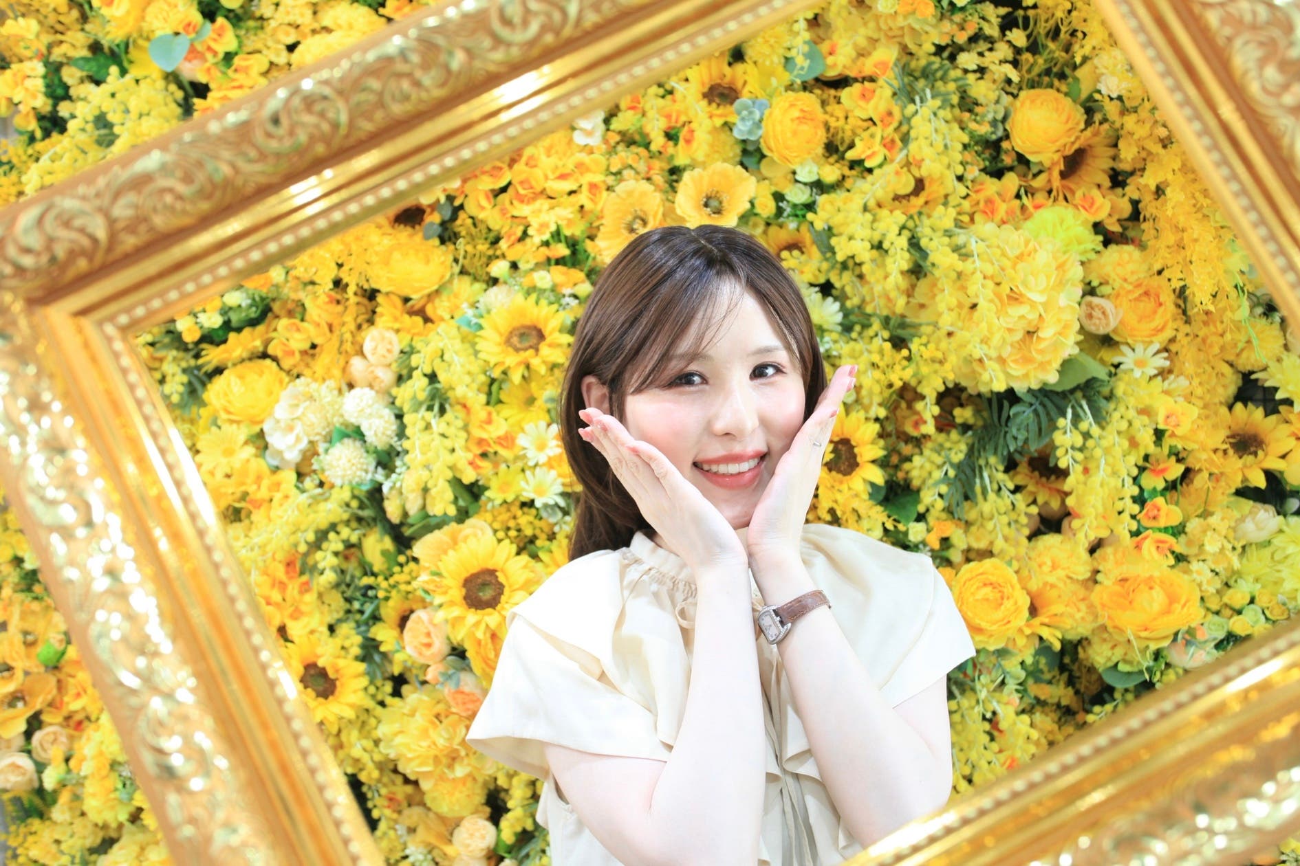 池袋東口徒歩４分/毎日清掃/自然光×白の空間/無限に広がる撮影の可能性/シンプルで洗練された非日常/背景10種類/機材すべて無料の写真11