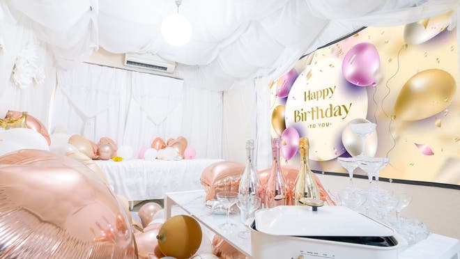 NEW OPENキャンペーン中!【ホワイトオン天満】🎄クリスマス小物有🎅天満駅2分✨扇町3分✨高機能プロジェクター🎥2部屋の写真1