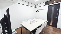 【2025年5月オープン】オビヤギルド小会議室。Web会議に最適、6人着席可能です。3階にあります。の写真3