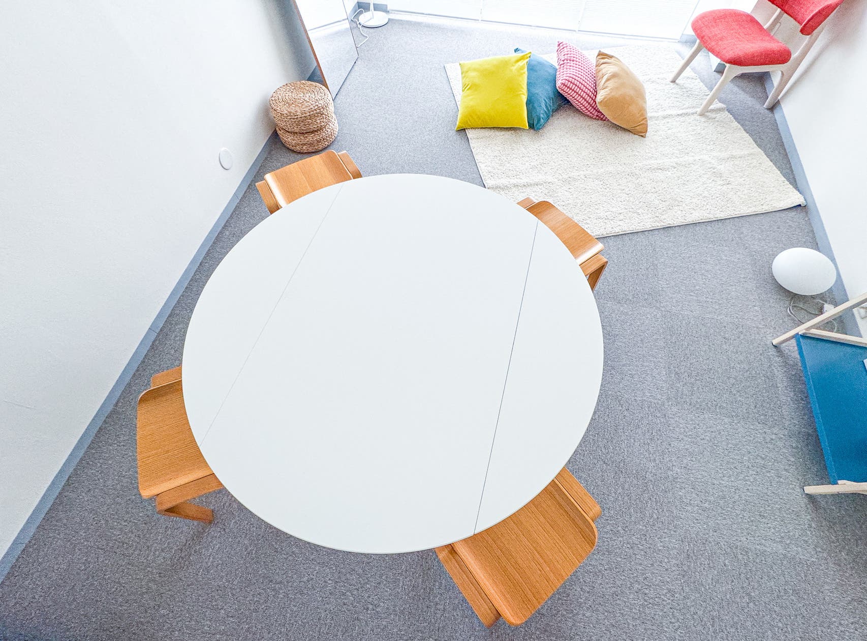 ⭕️価格改定⭕️🎉５時間パックが超お得✨新宿三丁目・四ツ谷１駅🌿穏やか｜丸テーブル・ラグ｜パーティ・ワーク・ゲーム・推し活の写真6