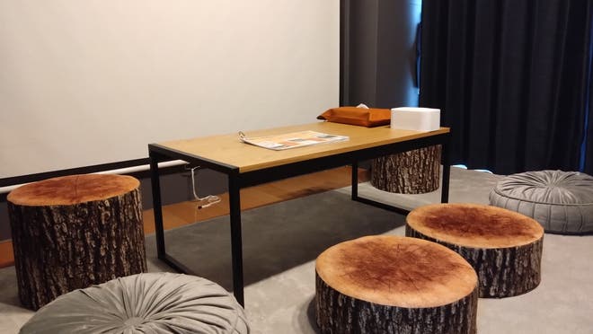 映画鑑賞🎥南宮崎駅徒歩8分🚶無料駐車場1台あり🚙映画館級100インチ大迫力プロジェクター🎥おしゃれデート💕推し活📺️の写真6