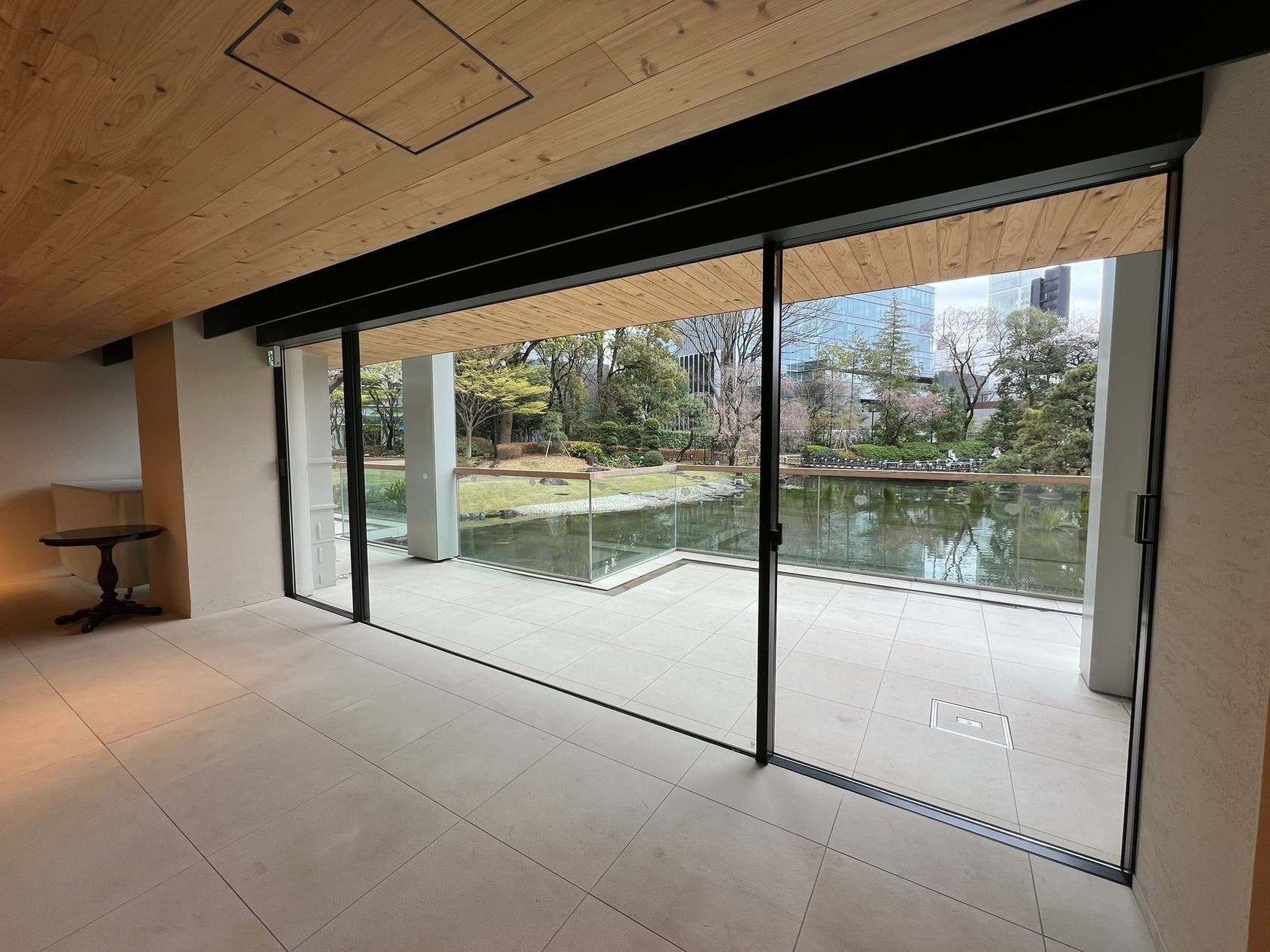 東郷記念館 1F 「神楽」原宿より徒歩3分。広大な庭園を抱える東郷記念館をロケ地/撮影スタジオとして利用いただけます。の写真7