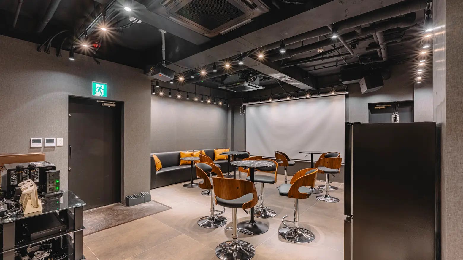 439_Yell-X／BASE池袋　✨歓送迎会🎊ゴミ無料OK🗑️カラオケ🎤打ち上げ🎉二次会👗誕生日会🎊記念日🥂の写真8