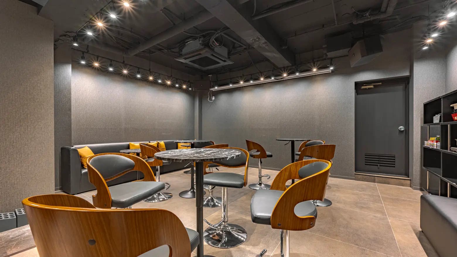 439_Yell-X／BASE池袋　✨歓送迎会🎊ゴミ無料OK🗑️カラオケ🎤打ち上げ🎉二次会👗誕生日会🎊記念日🥂の写真17