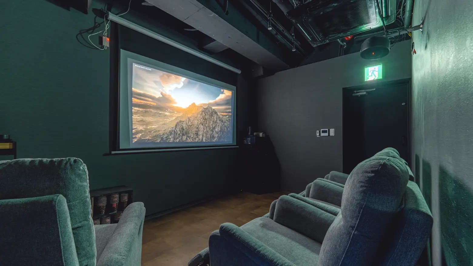 440_CINEMA-X／BASE池袋 🎬歓送迎会🎊ゴミ無料OK🗑️映画鑑賞🎞シアター📽デートボドゲの写真15