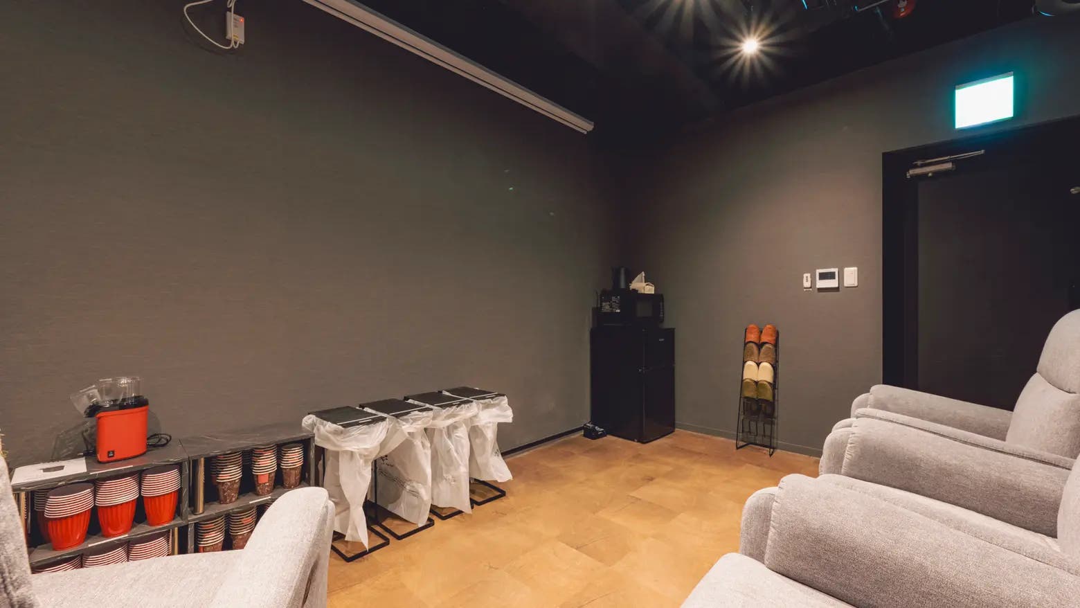 440_CINEMA-X／BASE池袋 🎬歓送迎会🎊ゴミ無料OK🗑️映画鑑賞🎞シアター📽デートボドゲの写真17