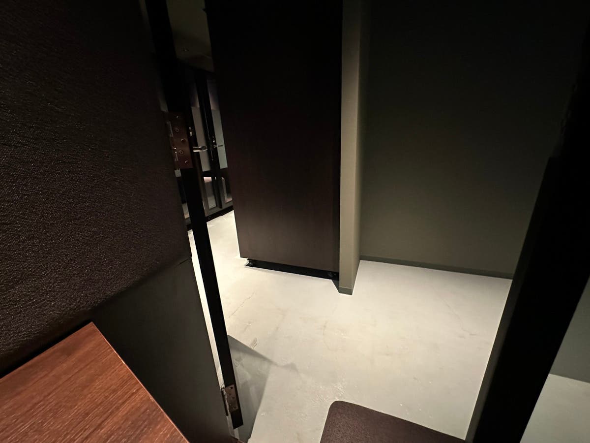 【1名個室ブース】八王子駅徒歩3分/受付スタッフ常駐で安心サポート◎/電源Wi-Fiフリードリンク完備/商談勉強会Web会議の写真8