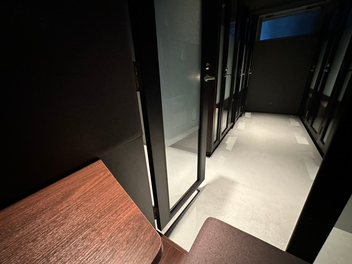 【1名個室ブース】八王子駅徒歩3分/受付スタッフ常駐で安心サポート◎/電源Wi-Fiフリードリンク完備/商談勉強会Web会議の写真7