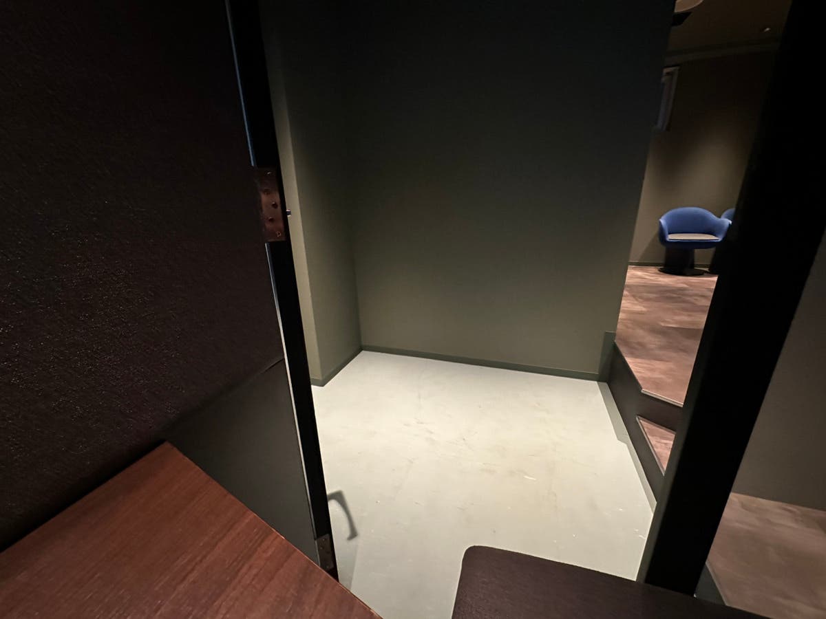 【1名個室ブース】八王子駅徒歩3分/受付スタッフ常駐で安心サポート◎/電源Wi-Fiフリードリンク完備/商談勉強会Web会議の写真9