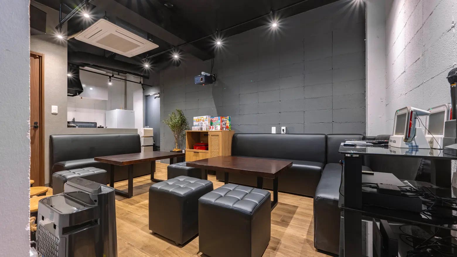 441_Private-X／BASE池袋 🎉歓送迎会🎊ゴミ無料OK🗑️大型ｽｸﾘｰﾝ👀映画鑑賞🎥ゲーム🎮カラオケ🎤の写真13