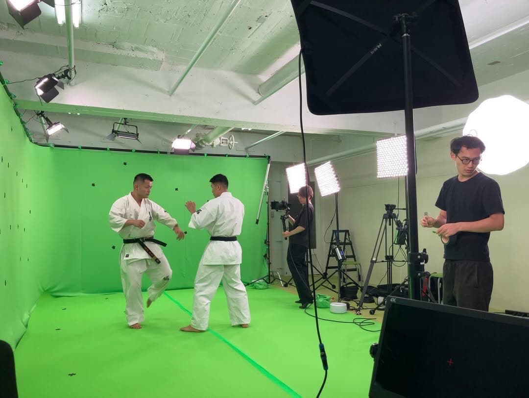 【大阪/南森町】プロ機材照明付き・本格グリーンバックスタジオ！ MV・PV・VFX・CM撮影！（Wi-Fi完備）※音声収録可能の写真6