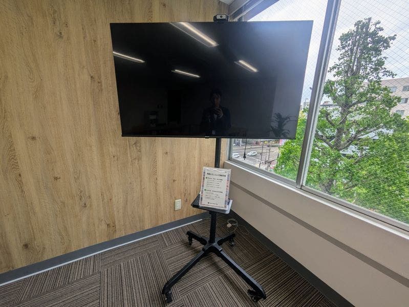 広瀬通【5階5-1会議室】最大12名   Wi-Fi・TVモニター・プロジェクター完備／WEB会議・研修・応接にも／飲食OKの写真8